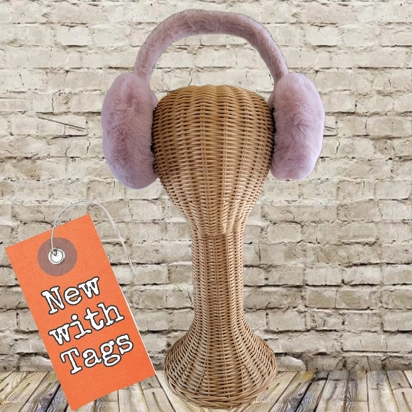 Trend for You | Accessories | Nwt Trend For You Light Pink Fuzzy ...